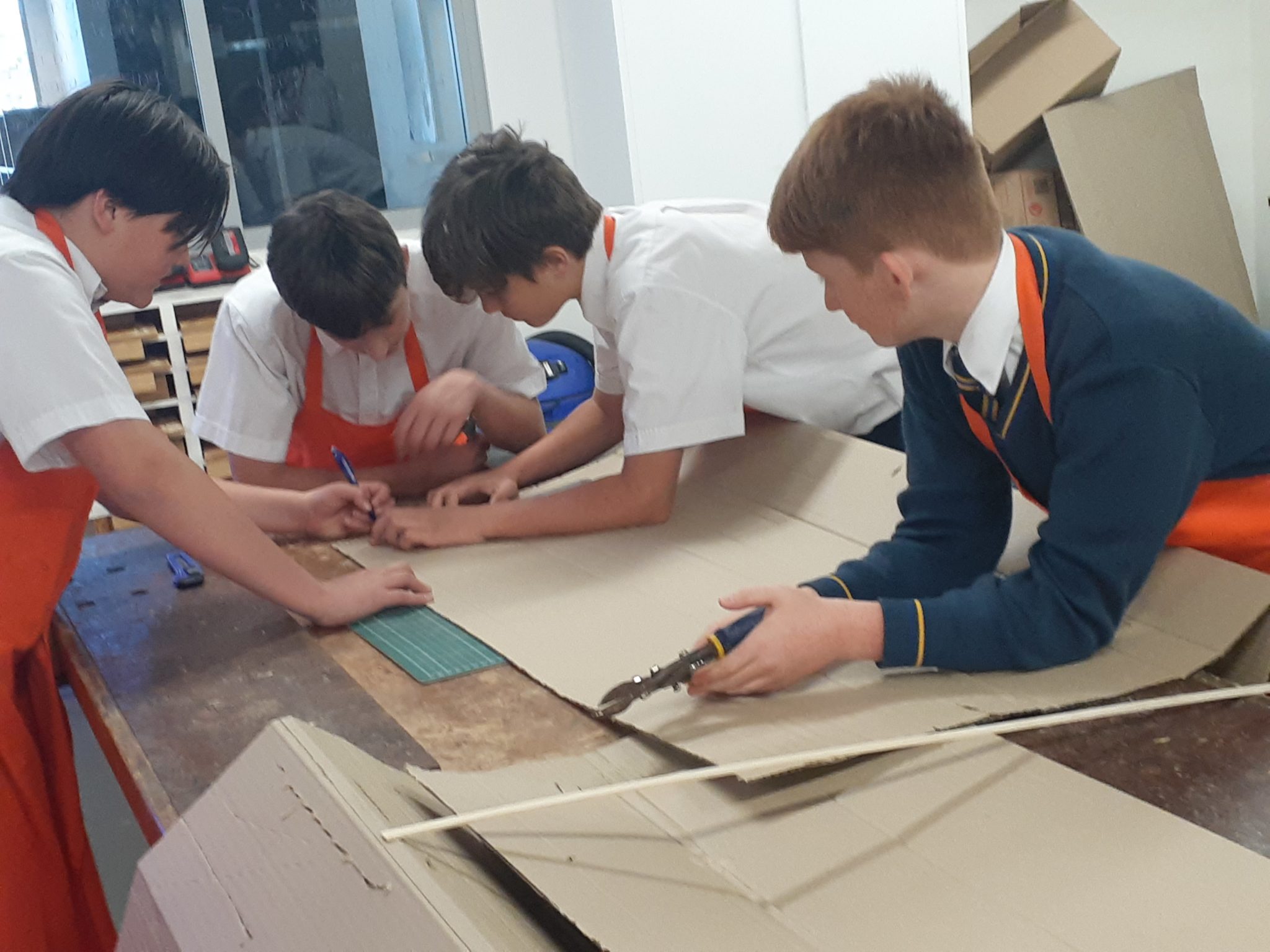 Year 7 Truss Bridge Project Promotes Collaboration and Problem Solving ...